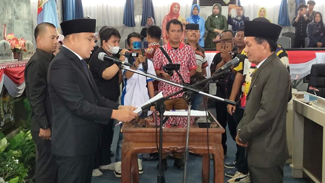 farouk Danial resmi menjadi anggota DPRD Lampura sisa masa jabatan 2019-2024 | KabarDaerah.com