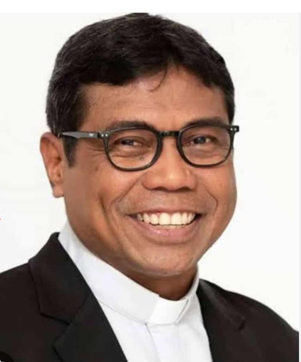 Paus Fransiskus Angkat Pastor Paul Budi Kleden SVD Jadi Uskup Agung ... Paus Fransiskus Angkat Pastor Paul Budi Kleden SVD Jadi Uskup Agung ...
